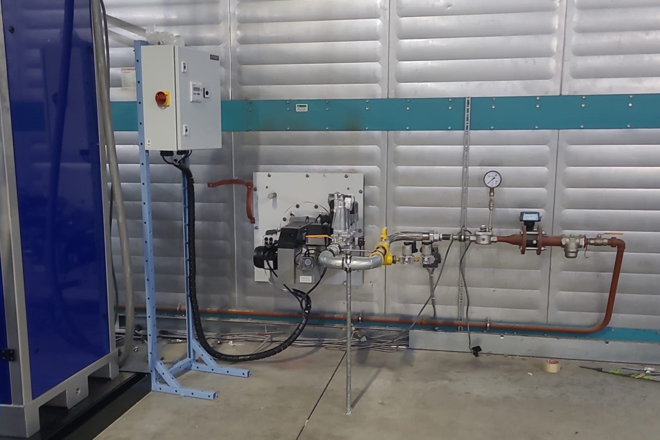 Hydrogen burner on powder coating furnace - Heattec Heat Technology